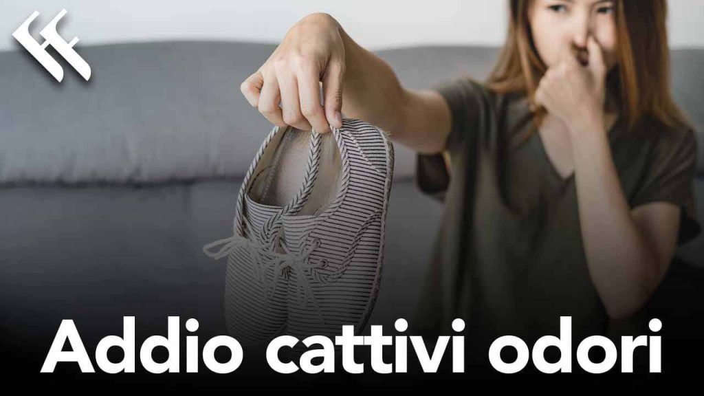Addio scarpe puzzolenti | Non buttarle: elimina i cattivi odori così