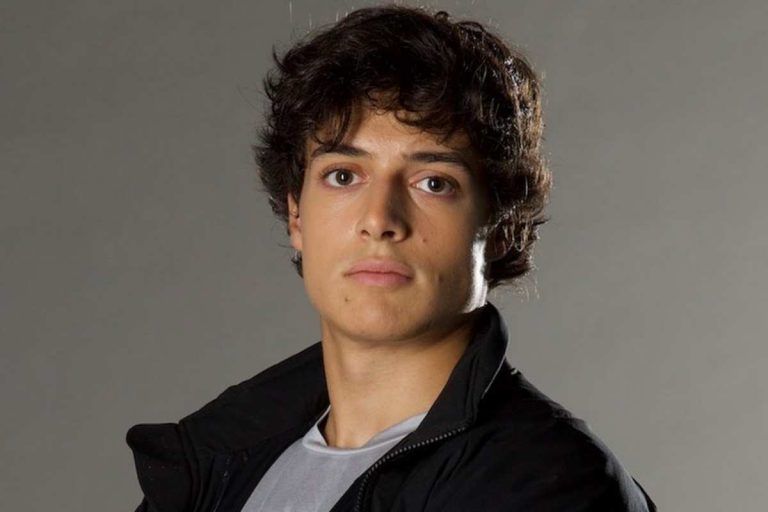 Chi è Luis Sal: età, titolo di studio e cosa faceva prima di diventare ...